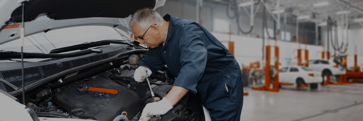 Car Mechanic, Denting Painting & Electrician - Moin Motor Workshop